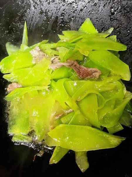 川味莴笋炒肉片怎么做_莴笋炒肉片正宗做法-第3张图片-山城妙识 川味莴笋炒肉片怎么做_莴笋炒肉片正宗做法-第3张图片-山城妙识
