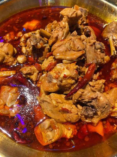 沧州麻辣火锅鸡哪家好吃_正宗做法揭秘-第1张图片-山城妙识