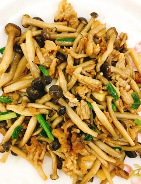 姬菇炒肉片怎么做_姬菇炒肉片用焯水吗-第1张图片-山城妙识 姬菇炒肉片怎么做_姬菇炒肉片用焯水吗-第1张图片-山城妙识