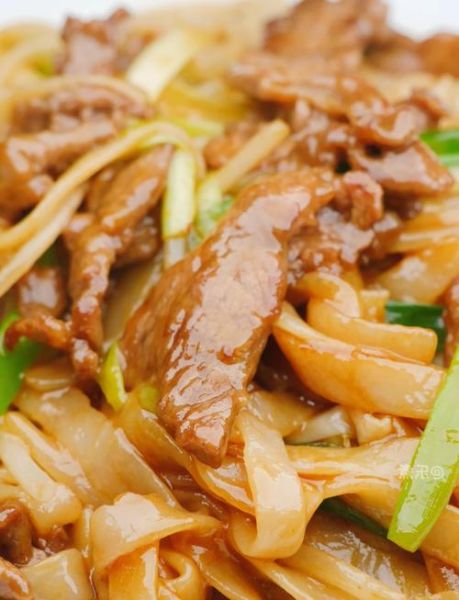 干炒牛河怎么做才正宗_正宗干炒牛河配方-第1张图片-山城妙识 干炒牛河怎么做才正宗_正宗干炒牛河配方-第1张图片-山城妙识