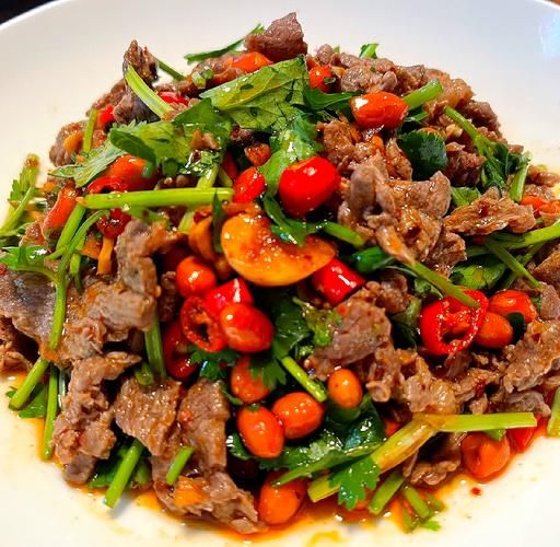 凉拌牛肉的汁怎么调_凉拌牛肉酱汁配方-第1张图片-山城妙识