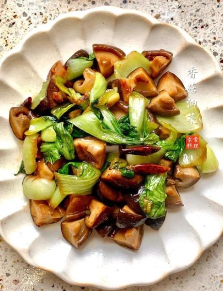 蒜蓉香菇油菜怎么做_香菇油菜焯水几分钟-第2张图片-山城妙识