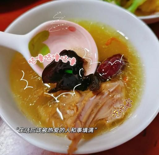 香菇鸭汤怎么炖好喝_香菇鸭汤的功效与禁忌-第2张图片-山城妙识