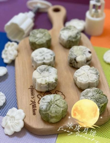 家庭自制简单冰皮月饼怎么做_冰皮月饼需要蒸吗-第2张图片-山城妙识