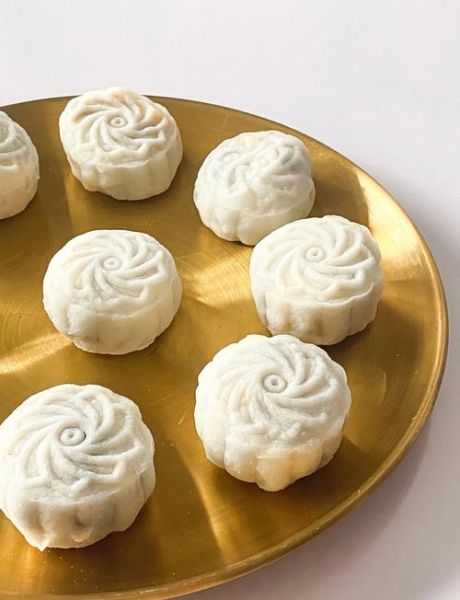 家庭自制简单冰皮月饼怎么做_冰皮月饼需要蒸吗-第3张图片-山城妙识