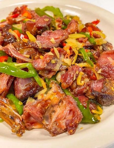 炒腊鸭腿怎么做好吃_腊鸭腿做法大全-第3张图片-山城妙识