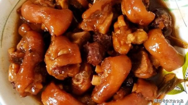 酸梅酱猪手怎么做_猪手去腥技巧-第2张图片-山城妙识