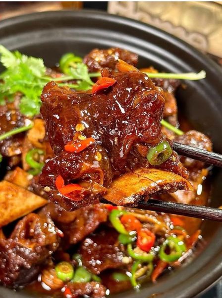 红烧牛排怎么做好吃又简单_家常做法-第1张图片-山城妙识