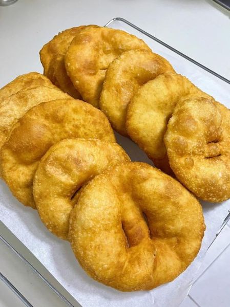 家庭小油饼怎么做_小油饼为什么硬-第1张图片-山城妙识