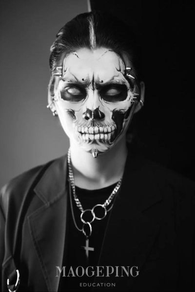 万圣节妆容男_怎么画才吓人-第1张图片-山城妙识