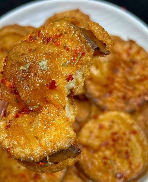 炸茄盒怎么做才酥脆_炸茄盒脆皮技巧-第2张图片-山城妙识