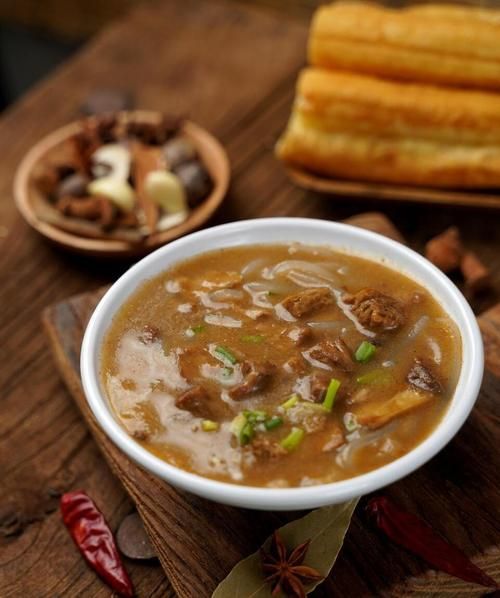 胡辣汤怎么做才正宗_家庭最简单胡辣汤做法-第2张图片-山城妙识 胡辣汤怎么做才正宗_家庭最简单胡辣汤做法-第2张图片-山城妙识