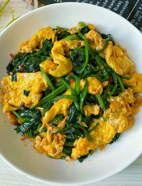 菠菜炒鸡蛋会中毒吗_菠菜和鸡蛋相克吗-第1张图片-山城妙识 菠菜炒鸡蛋会中毒吗_菠菜和鸡蛋相克吗-第1张图片-山城妙识