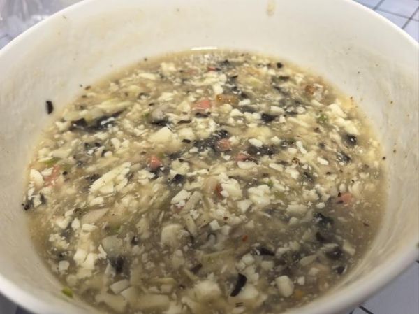 西湖牛肉羹简笔画怎么画_西湖牛肉羹简笔画步骤-第2张图片-山城妙识