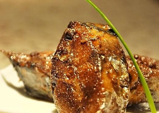 煎鲅鱼怎么煎不腥_煎鲅鱼的做法大全图解-第3张图片-山城妙识