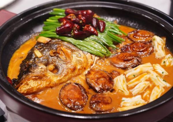 红烧大鱼头怎么做_红烧大鱼头怎么做好吃-第3张图片-山城妙识