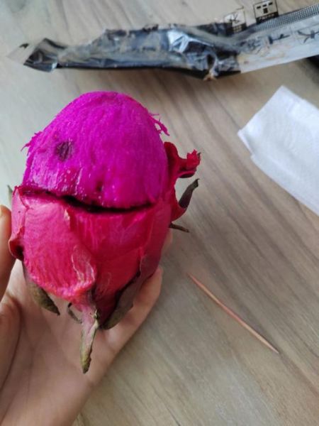 火龙果怎么剥皮不用刀_徒手剥火龙果技巧-第2张图片-山城妙识