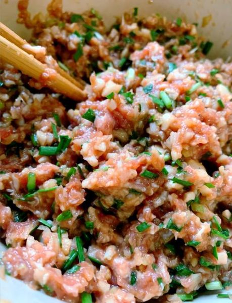 莲藕馅饺子怎么做_莲藕饺子馅怎么调才好吃-第1张图片-山城妙识 莲藕馅饺子怎么做_莲藕饺子馅怎么调才好吃-第1张图片-山城妙识