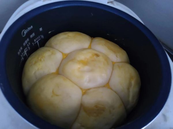 普通电饭锅怎么做面包_电饭锅面包会糊底吗-第2张图片-山城妙识 普通电饭锅怎么做面包_电饭锅面包会糊底吗-第2张图片-山城妙识