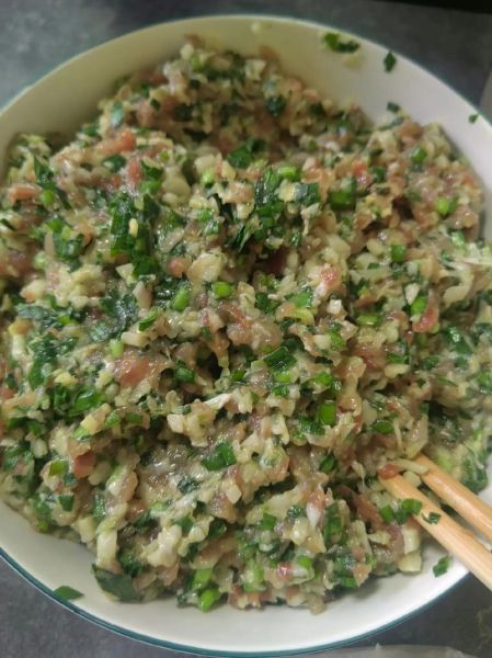 白菜韭菜猪肉饺子馅怎么做_白菜韭菜猪肉饺子馅的调制技巧-第1张图片-山城妙识