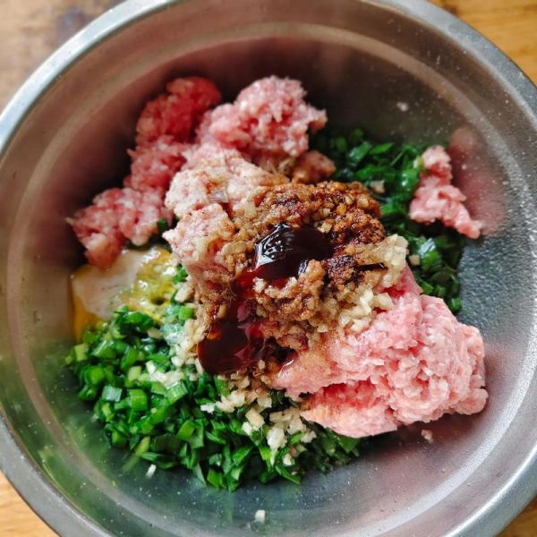 白菜韭菜猪肉饺子馅怎么做_白菜韭菜猪肉饺子馅的调制技巧-第3张图片-山城妙识
