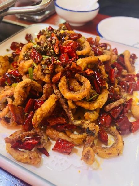 干煸鱿鱼怎么做_干煸鱿鱼用焯水吗-第3张图片-山城妙识