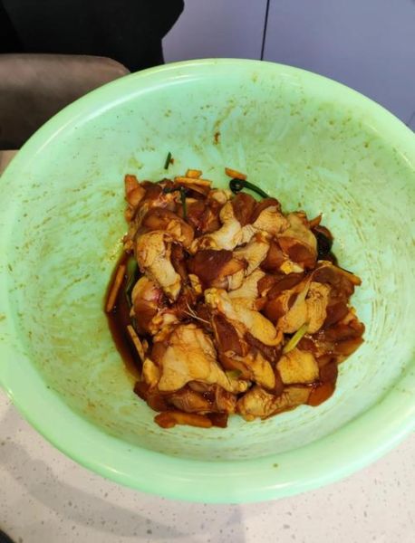 烤鸡翅根怎么做_烤箱温度和时间多少合适-第3张图片-山城妙识