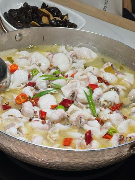 火锅鱼图片真实照片_怎么分辨新鲜度-第1张图片-山城妙识