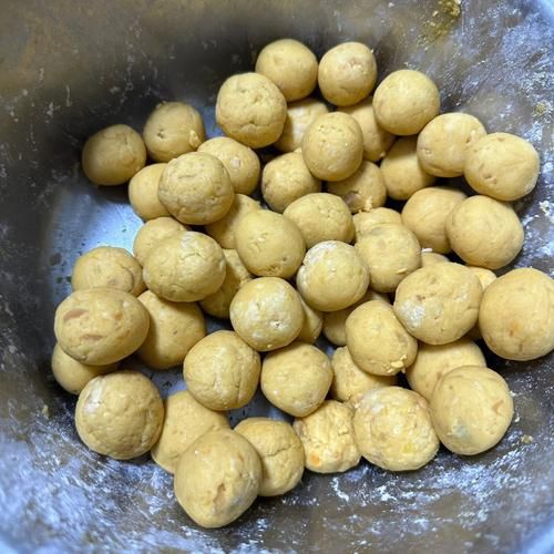 地瓜丸子不用糯米粉怎么做_无糯米粉地瓜丸子配方-第3张图片-山城妙识