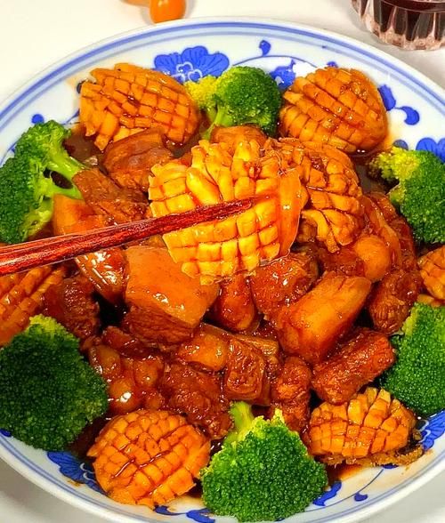 红烧鲍鱼怎么做_家常红烧鲍鱼做法视频-第1张图片-山城妙识 红烧鲍鱼怎么做_家常红烧鲍鱼做法视频-第1张图片-山城妙识