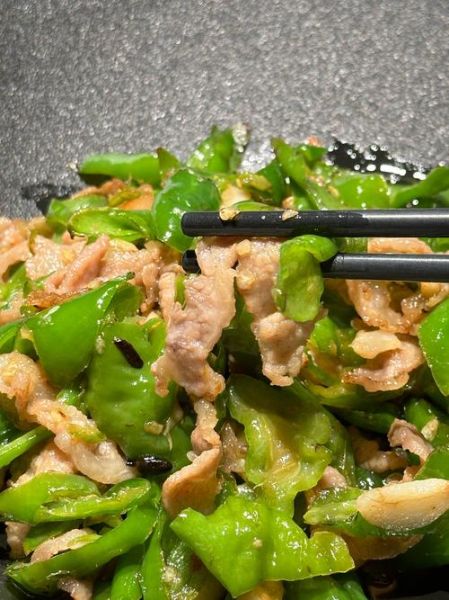 猪肉炒什么菜最好吃_家常猪肉炒菜大全-第1张图片-山城妙识