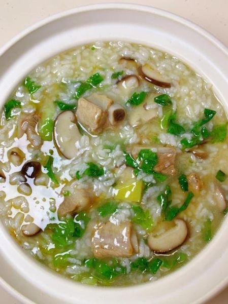 香菇粥怎么煮好吃_家常香菇粥做法步骤-第1张图片-山城妙识