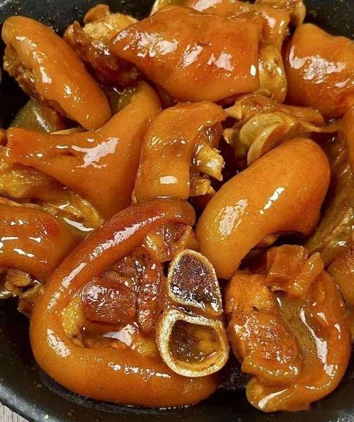 猪蹄整个炖的做法_猪蹄怎么炖才软糯不腥-第1张图片-山城妙识 猪蹄整个炖的做法_猪蹄怎么炖才软糯不腥-第1张图片-山城妙识