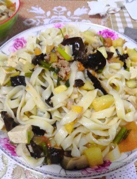 哨子面怎么做_哨子面正宗做法-第2张图片-山城妙识 哨子面怎么做_哨子面正宗做法-第2张图片-山城妙识