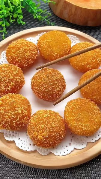 蒸南瓜饼最简单的做法窍门_蒸南瓜饼需要蒸多久才熟-第1张图片-山城妙识 蒸南瓜饼最简单的做法窍门_蒸南瓜饼需要蒸多久才熟-第1张图片-山城妙识