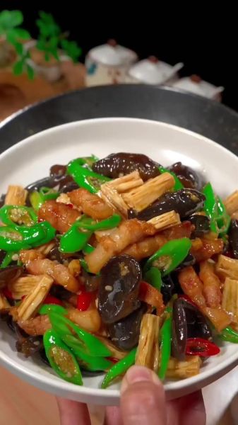 木耳怎么泡发才脆_木耳炒多久才好吃-第1张图片-山城妙识