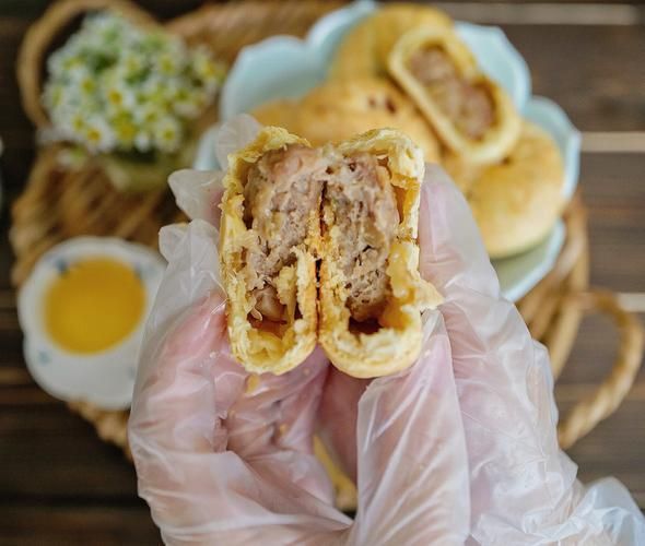 榨菜鲜肉月饼怎么做_为什么榨菜鲜肉月饼会爆汁-第1张图片-山城妙识 榨菜鲜肉月饼怎么做_为什么榨菜鲜肉月饼会爆汁-第1张图片-山城妙识