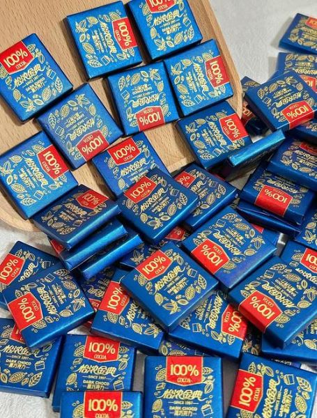 黑巧克力哪个牌子纯正_如何辨别100%纯黑巧克力-第2张图片-山城妙识 黑巧克力哪个牌子纯正_如何辨别100%纯黑巧克力-第2张图片-山城妙识