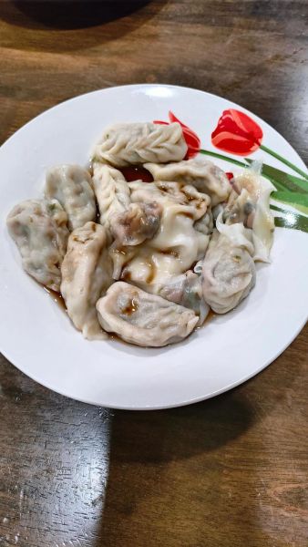 芹菜虾仁饺子馅怎么做_芹菜虾仁饺子馅的做法大全-第1张图片-山城妙识