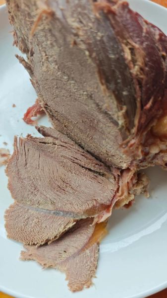 梅花鹿肉怎么做好吃_梅花鹿肉去腥技巧-第1张图片-山城妙识