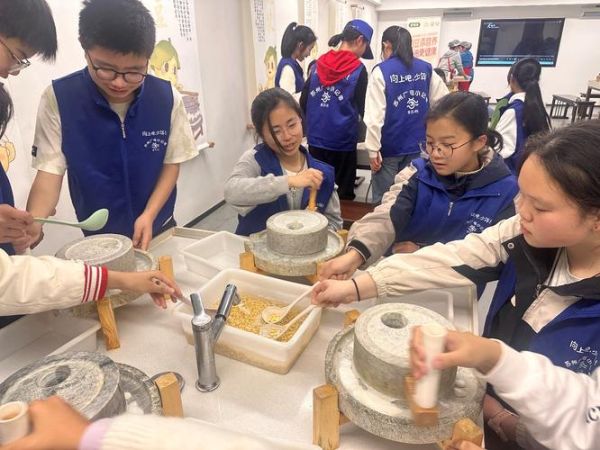 学做豆腐哪里最好_豆腐技术培训哪家强-第2张图片-山城妙识 学做豆腐哪里最好_豆腐技术培训哪家强-第2张图片-山城妙识