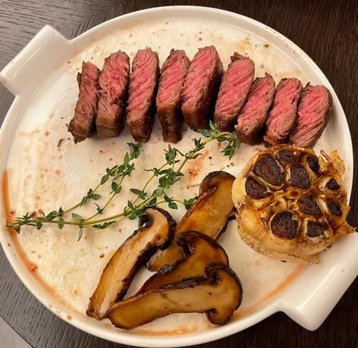 牛排怎么煎才嫩_牛排煎几分钟合适-第3张图片-山城妙识