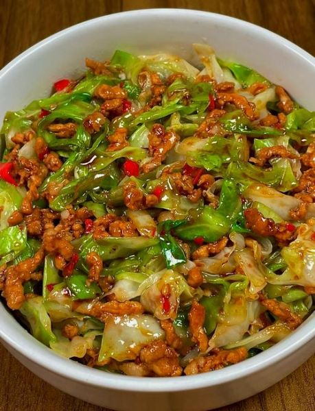 圆白菜怎么炒好吃_圆白菜的家常做法-第1张图片-山城妙识