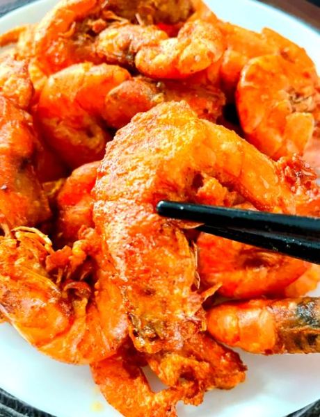 油炸大虾怎么做_油炸大虾需要焯水吗-第1张图片-山城妙识 油炸大虾怎么做_油炸大虾需要焯水吗-第1张图片-山城妙识