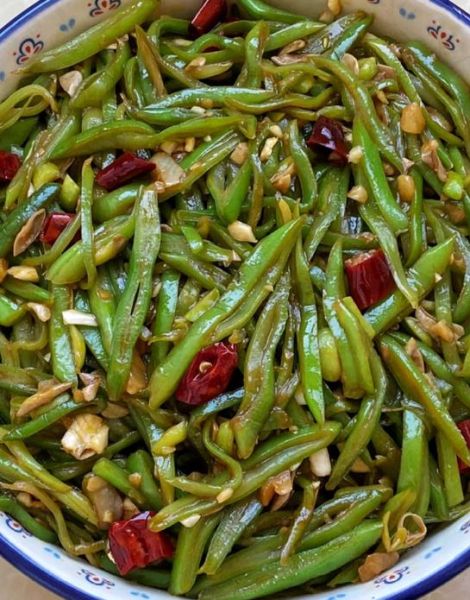 清炒豆角要不要焯水_豆角焯水时间多久-第1张图片-山城妙识