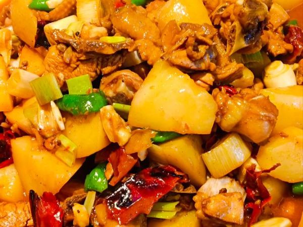 炒鸡肉放什么菜好吃_炒鸡肉搭配哪些蔬菜最香-第3张图片-山城妙识 炒鸡肉放什么菜好吃_炒鸡肉搭配哪些蔬菜最香-第3张图片-山城妙识