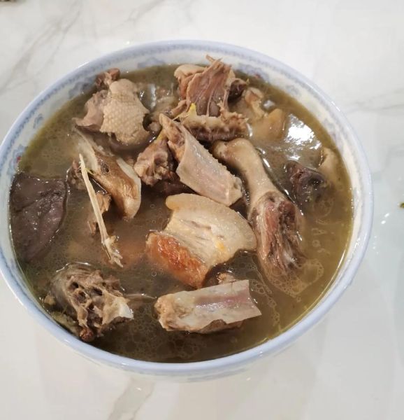 老鸭汤怎么炖才正宗_老鸭汤放什么配料最香-第3张图片-山城妙识 老鸭汤怎么炖才正宗_老鸭汤放什么配料最香-第3张图片-山城妙识