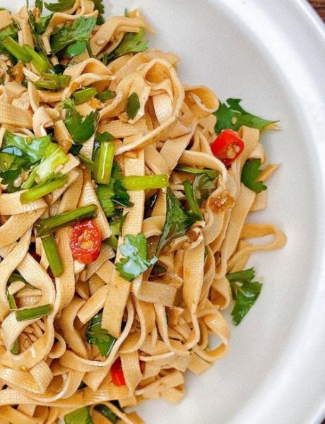 凉拌豆腐丝用焯水吗_豆腐丝焯水时间多久-第2张图片-山城妙识 凉拌豆腐丝用焯水吗_豆腐丝焯水时间多久-第2张图片-山城妙识