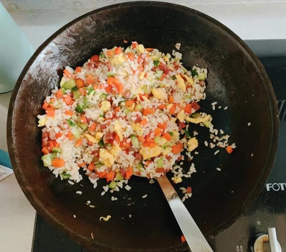什锦炒饭怎么做_什锦炒饭家常做法-第3张图片-山城妙识