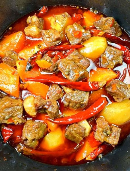 家常红烧牛肉怎么做_红烧牛肉软烂不柴的秘诀-第3张图片-山城妙识 家常红烧牛肉怎么做_红烧牛肉软烂不柴的秘诀-第3张图片-山城妙识